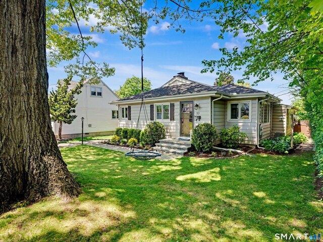 house with 3 bedroom, Norwalk CT ES103664473
