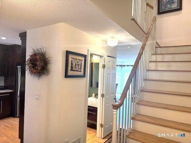house with 3 bedroom, Norwich CT DLS101631448
