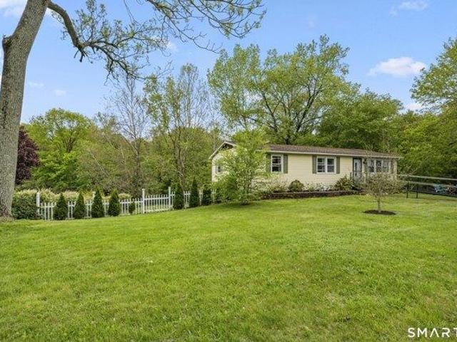 house with 3 bedroom, Norwich CT DLS102583185