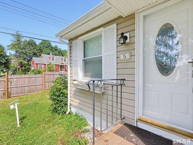 house with 3 bedroom, Norwich CT ES105113326