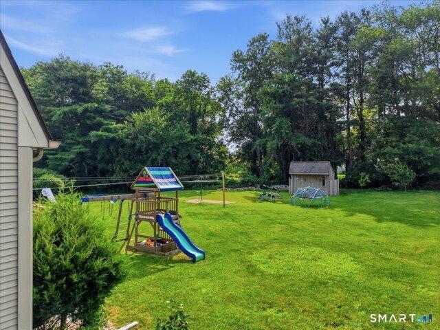 house with 3 bedroom, Norwich CT ES105125596