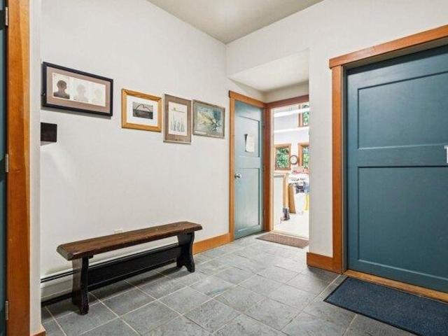 house with 3 bedroom, Norwich VT ES105175750