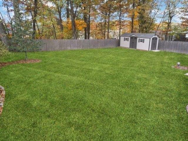 house with 3 bedroom, Norwood MA DLS101657692