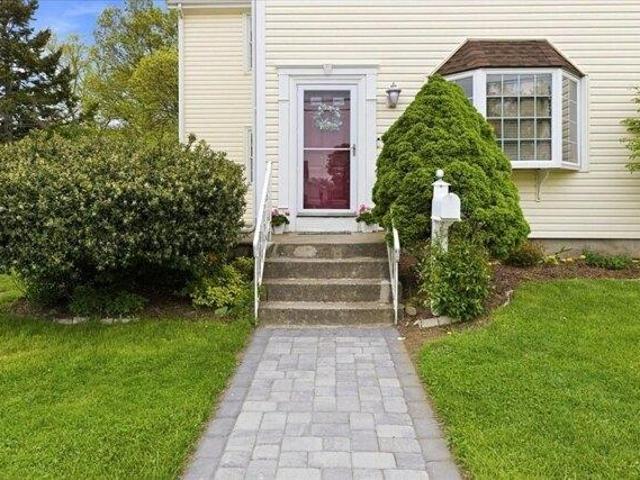 house with 3 bedroom, Norwood MA DLS102594566