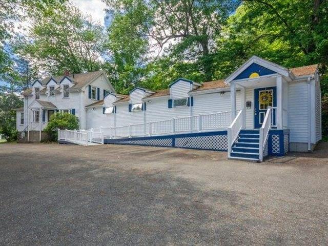 house with 3 bedroom, Norwood MA ES103444621