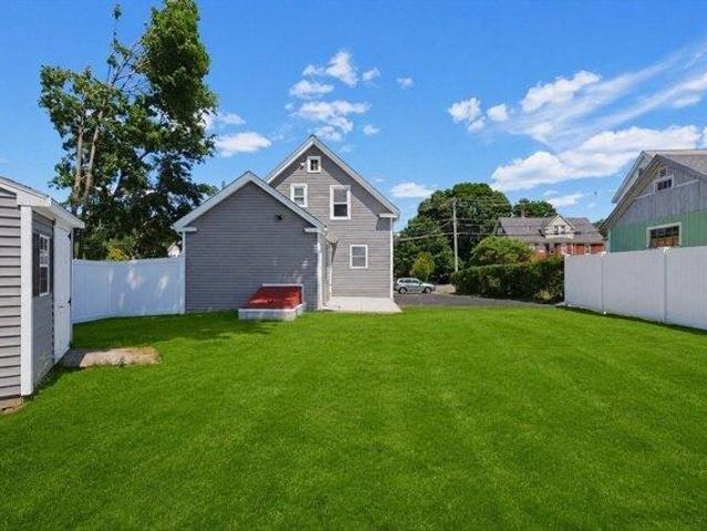 house with 3 bedroom, Norwood MA ES103444697