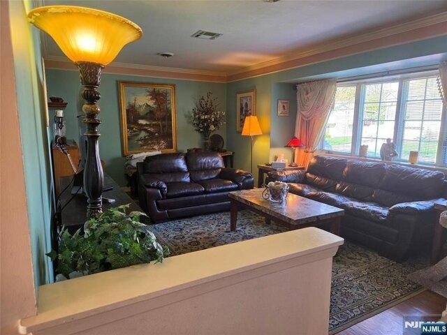 house with 3 bedroom, Norwood NJ DLS101799258