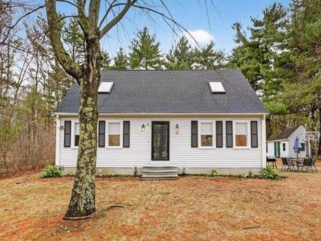 house with 3 bedroom, Norfolk MA DLS102120425