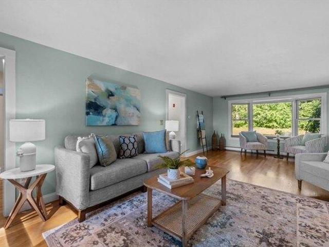 house with 3 bedroom, Norfolk MA ES103850261