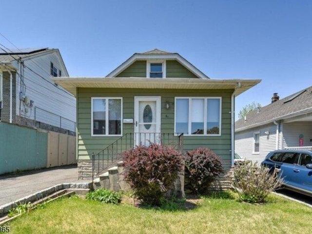 house with 3 bedroom, Nutley NJ DLS102776980
