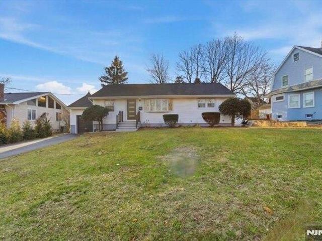 house with 3 bedroom, Nutley NJ DS102216356