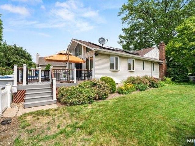 house with 3 bedroom, Nutley NJ DS104376902