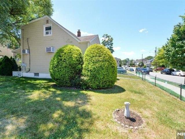 house with 3 bedroom, Nutley NJ ES104482309