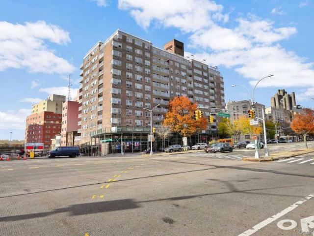 house with 3 bedroom, NY NY DLS96200511