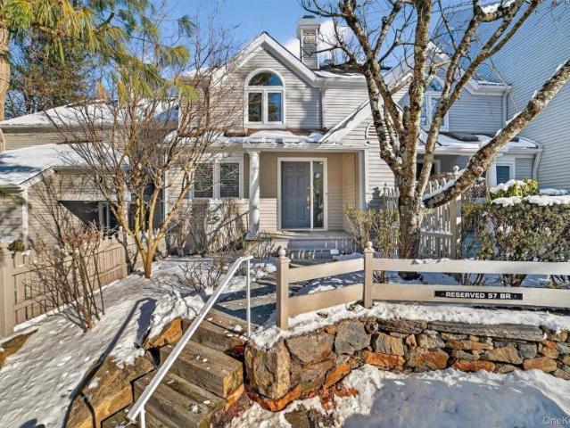 house with 3 bedroom, NY NY DLS99974726