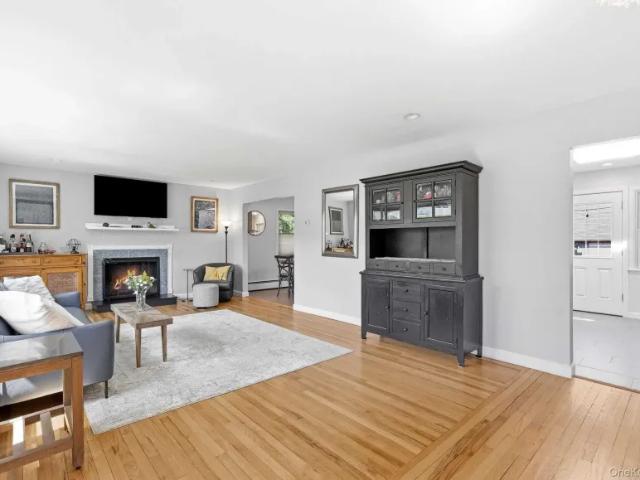 house with 3 bedroom, NY NY DLS102715722