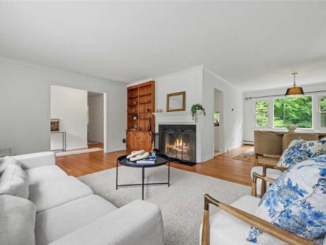 house with 3 bedroom, NY NY DS102587611