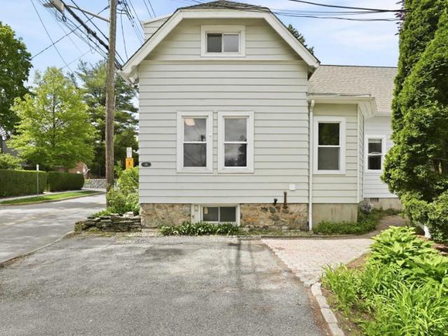 house with 3 bedroom, NY NY DS102629571
