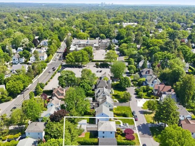 house with 3 bedroom, NY NY DS102715724