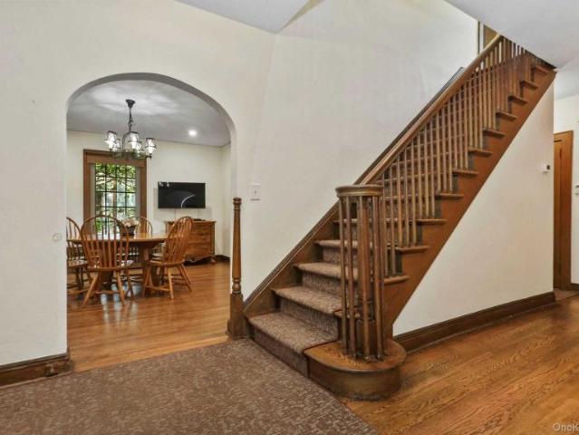 house with 3 bedroom, NY NY ES102018880