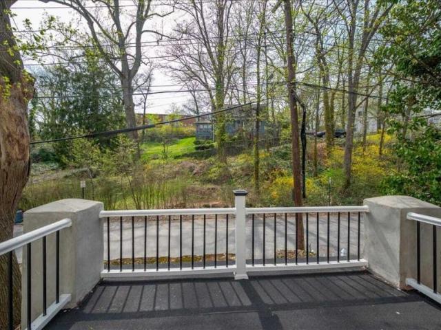house with 3 bedroom, NY NY ES102243374