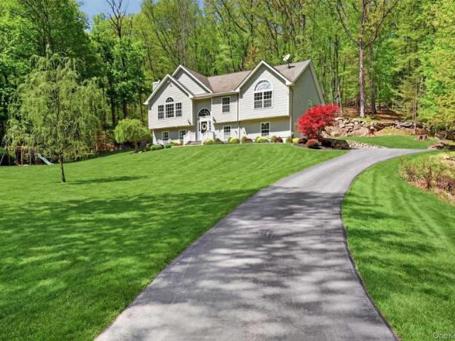 house with 3 bedroom, NY NY ES102272095