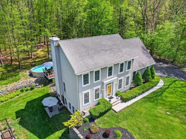 house with 3 bedroom, NY NY ES102204419
