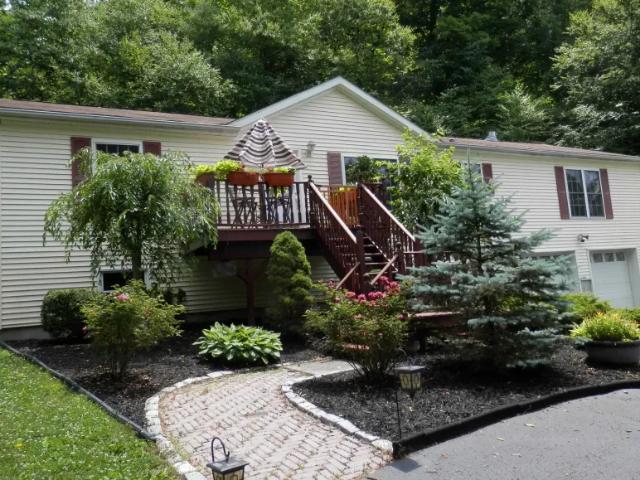 house with 3 bedroom, NY NY ES102715924