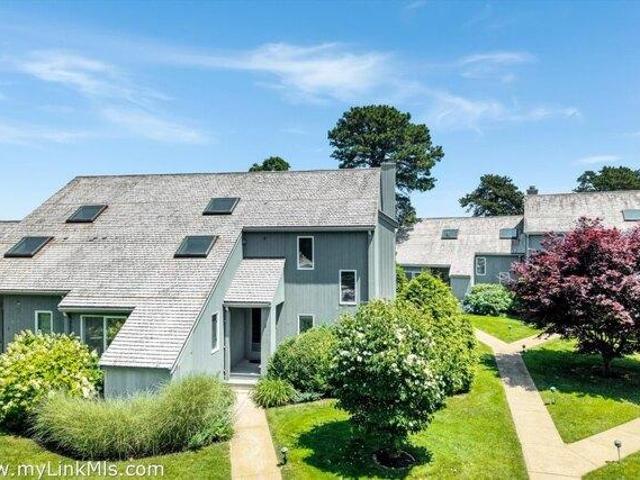 house with 3 bedroom, Oak Bluffs MA DS104480448