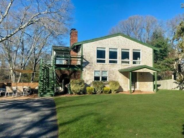 house with 3 bedroom, Oak Bluffs MA DS103931375