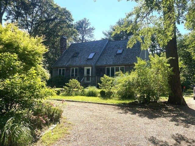 house with 3 bedroom, Oak Bluffs MA ES103851845