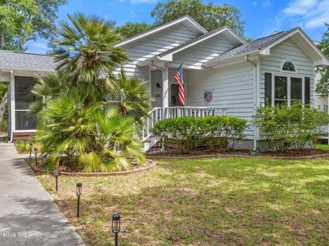 house with 3 bedroom, Oak Island NC DS93136025