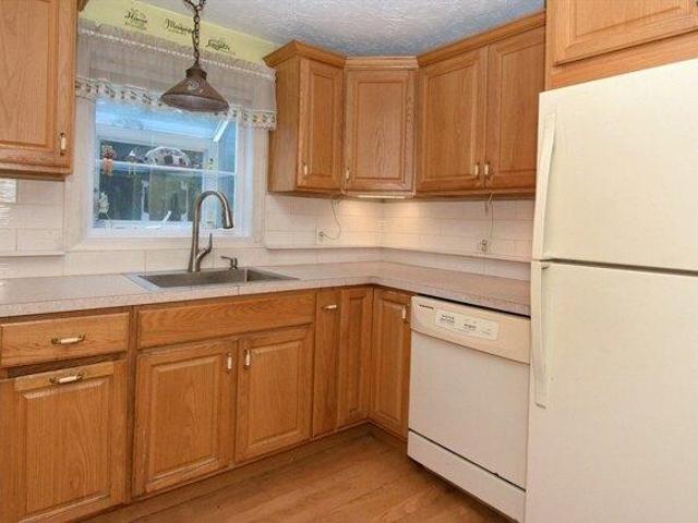 house with 3 bedroom, Oakham MA ES105106120