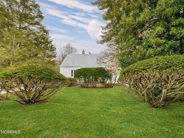 house with 3 bedroom, Oakhurst NJ ES105207796