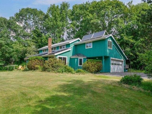 house with 3 bedroom, Oakland ME DS104330832