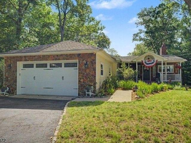 house with 3 bedroom, Oakland NJ DS104374274