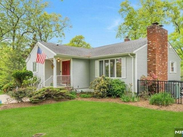 house with 3 bedroom, Oakland NJ DS102727979