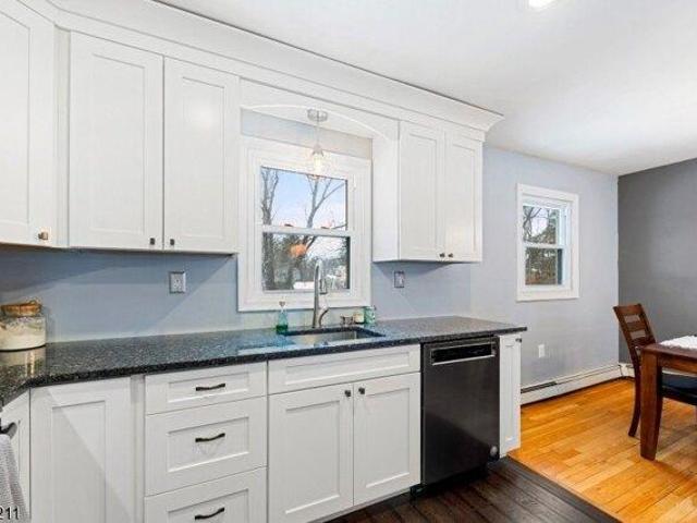house with 3 bedroom, Ogdensburg NJ DLS101859085