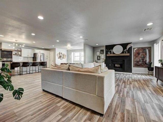 house with 3 bedroom, Oklahoma City OK DS95580633
