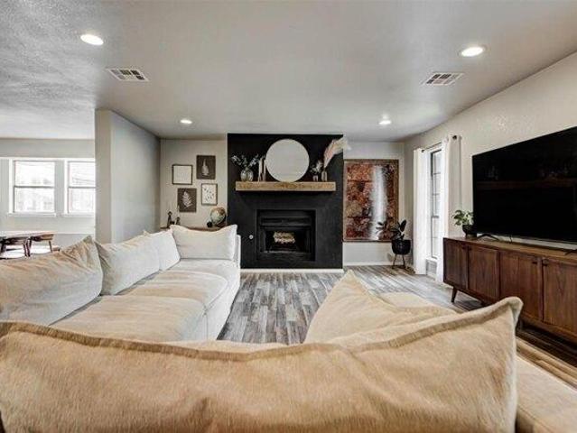 house with 3 bedroom, Oklahoma City OK ES103500664