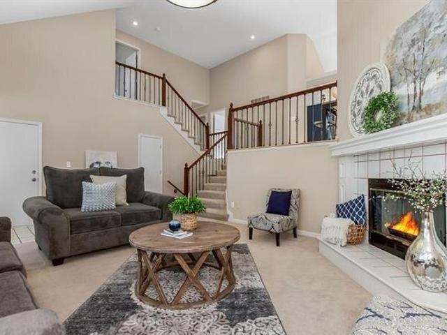 house with 3 bedroom, Olathe KS DS88247293
