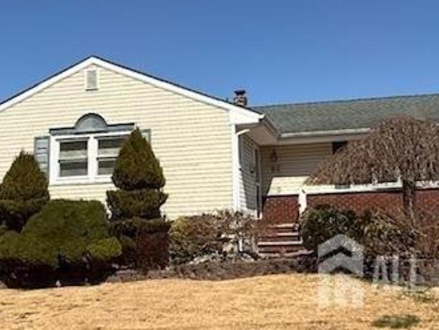 house with 3 bedroom, Old Bridge NJ DLS101657862