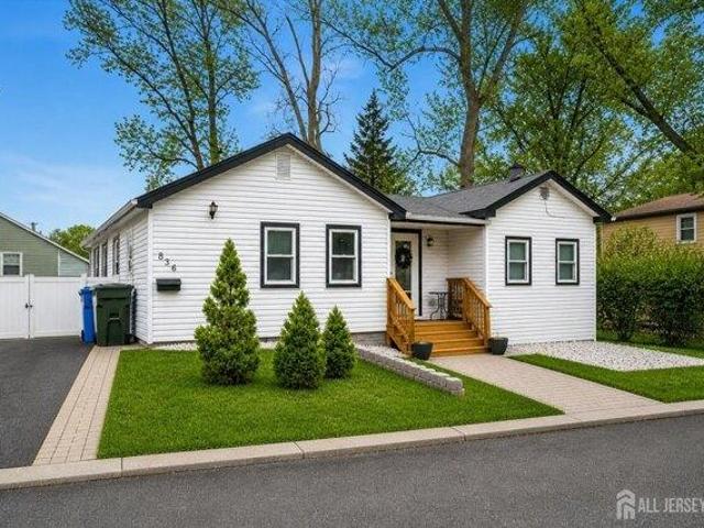house with 3 bedroom, Old Bridge NJ DS102318206