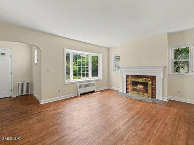 house with 3 bedroom, Old Greenwich CT DS104237929