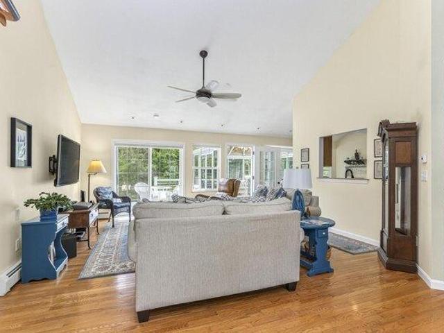 house with 3 bedroom, Old Orchard Beach ME ES104299010
