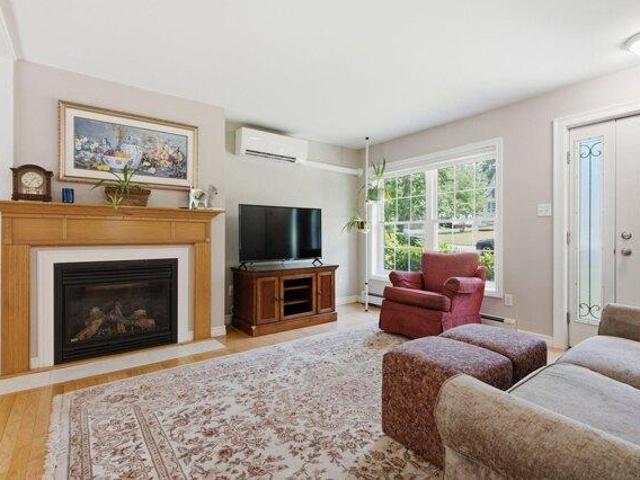 house with 3 bedroom, Old Orchard Beach ME ES104445606