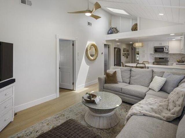 house with 3 bedroom, Old Lyme CT DLS102315214