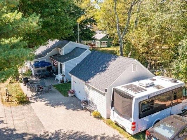 house with 3 bedroom, Old Lyme CT DLS102318270