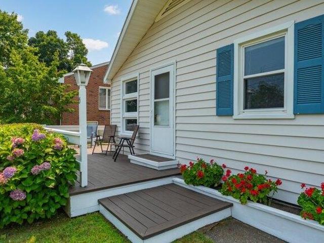 house with 3 bedroom, Old Lyme CT DLS102345619