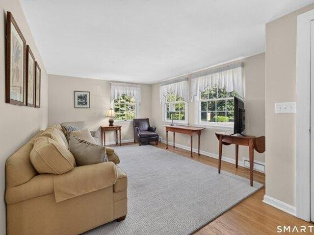 house with 3 bedroom, Old Saybrook CT ES105141355